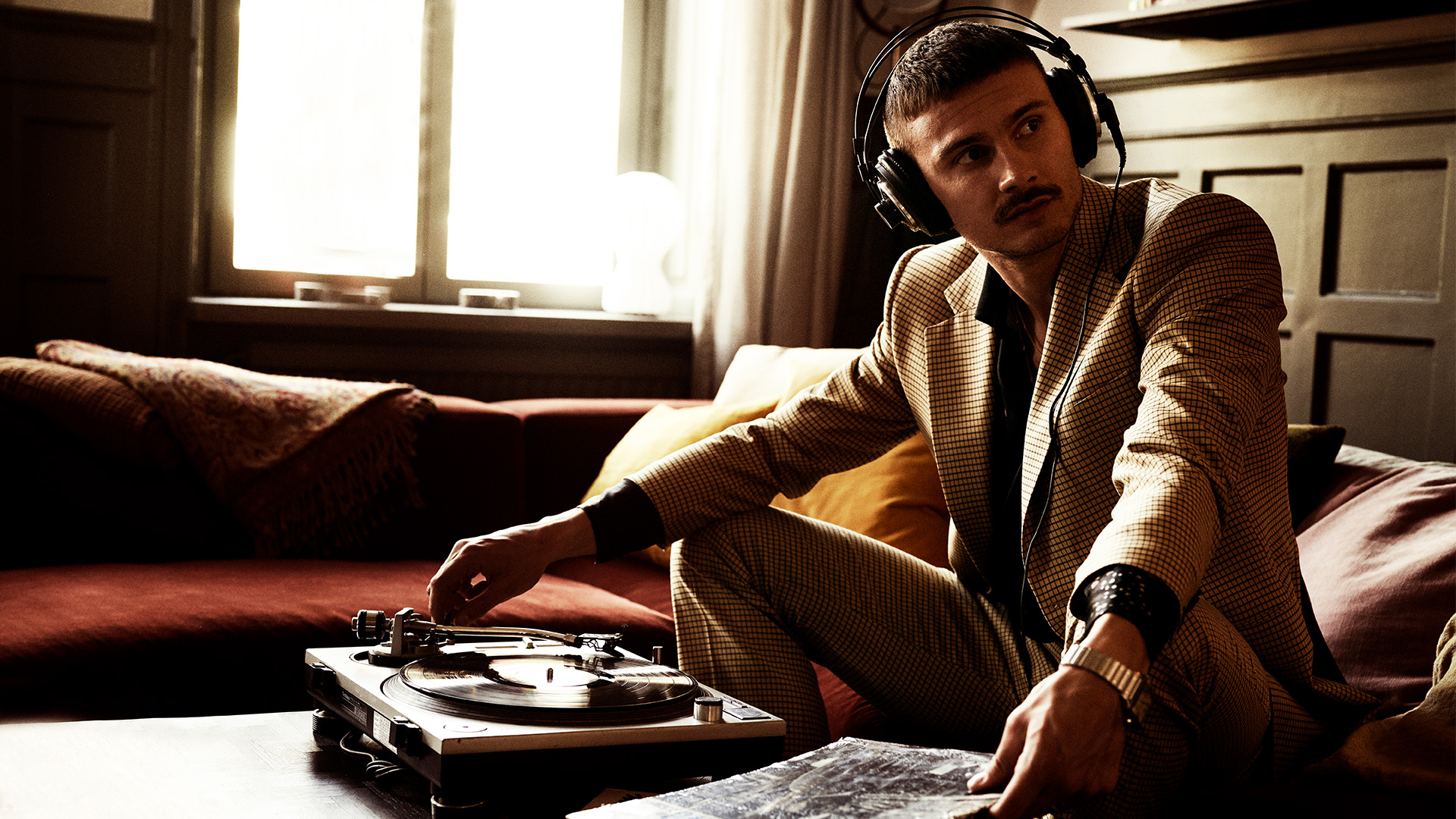 Erik Berg är en av Sveriges bäst klädda män 2020 | Cafe.se