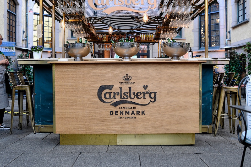 Café korade Sveriges bäst klädda man 2020 – här är alla bilder från ...