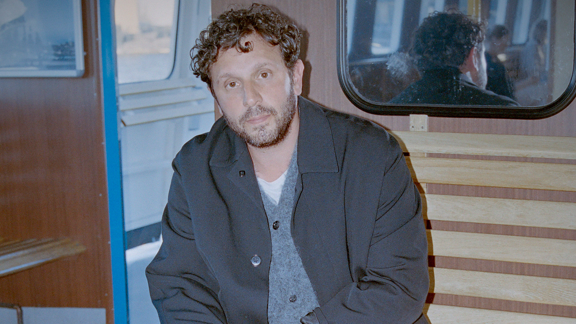 ”Syndabocken”-aktuelle Joel Spira besvarar livets stora frågor | Cafe.se