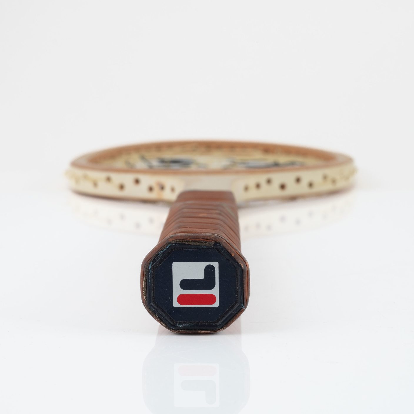 Björn Borgs gamla tennisracketar i trä säljs på auktion | Cafe.se